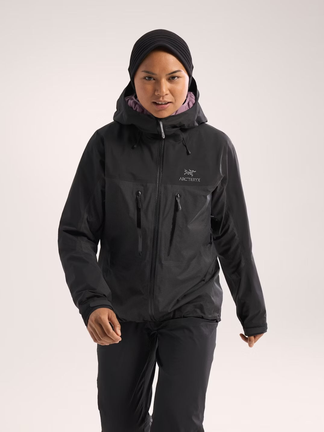Alpha Jacket Women's in Black - Arc'teryx Australia