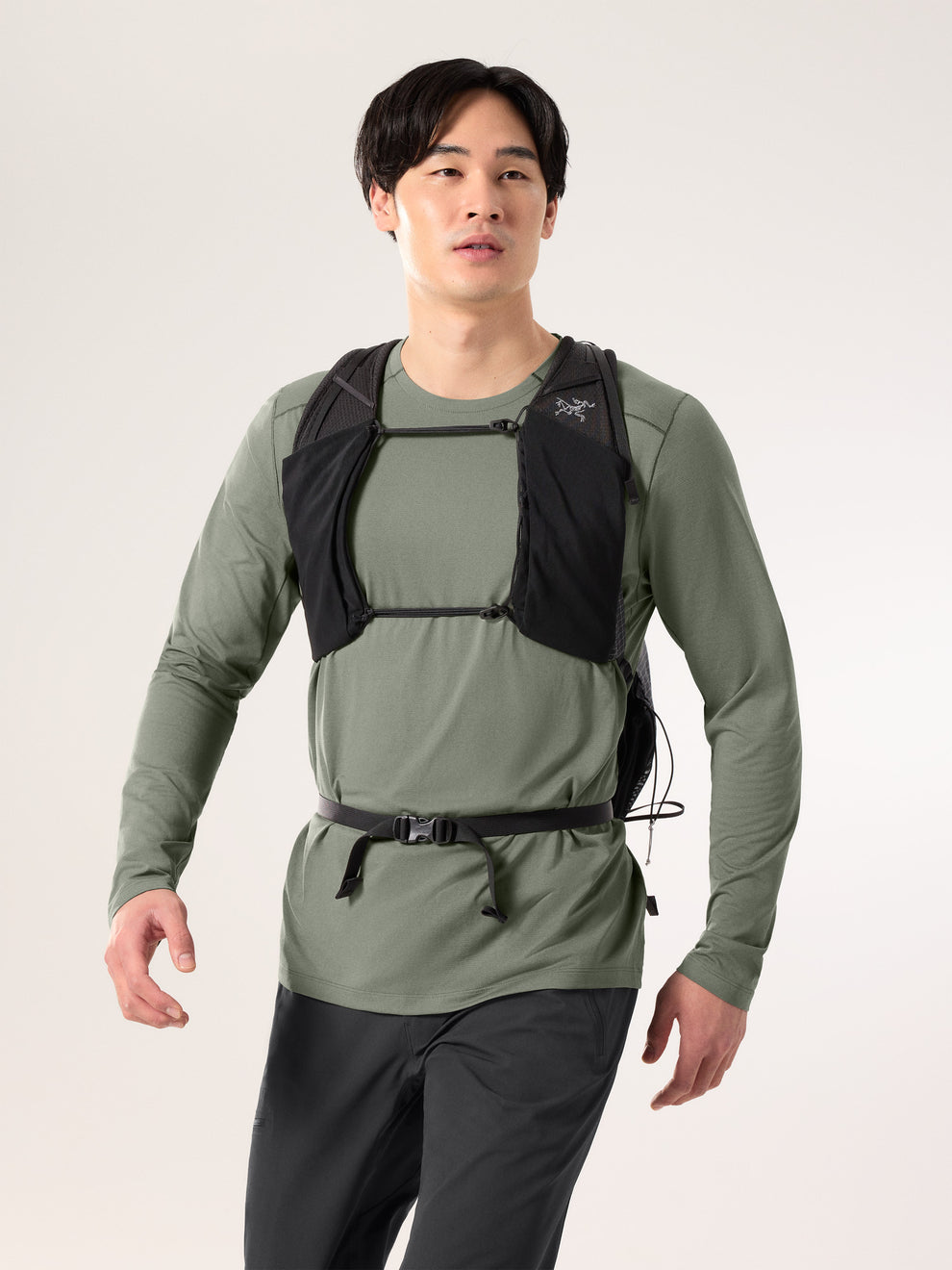 Arc'teryx Men Breathable Cormac Crew Neck Shirt LS Dark Green – Forage ...
