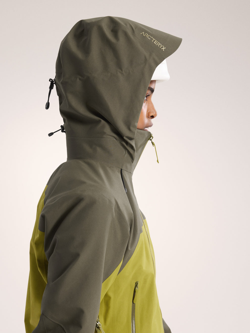 Arc'teryx Women's Waterproof Beta AR Jacket Green – Tatsu / Olive Moss ...