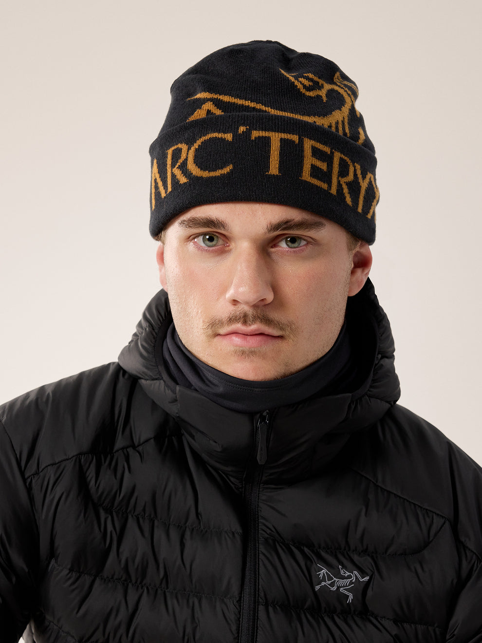 Arc'teryx Versatile Bird Word Toque Black – 24K Black – Arc'teryx Australia