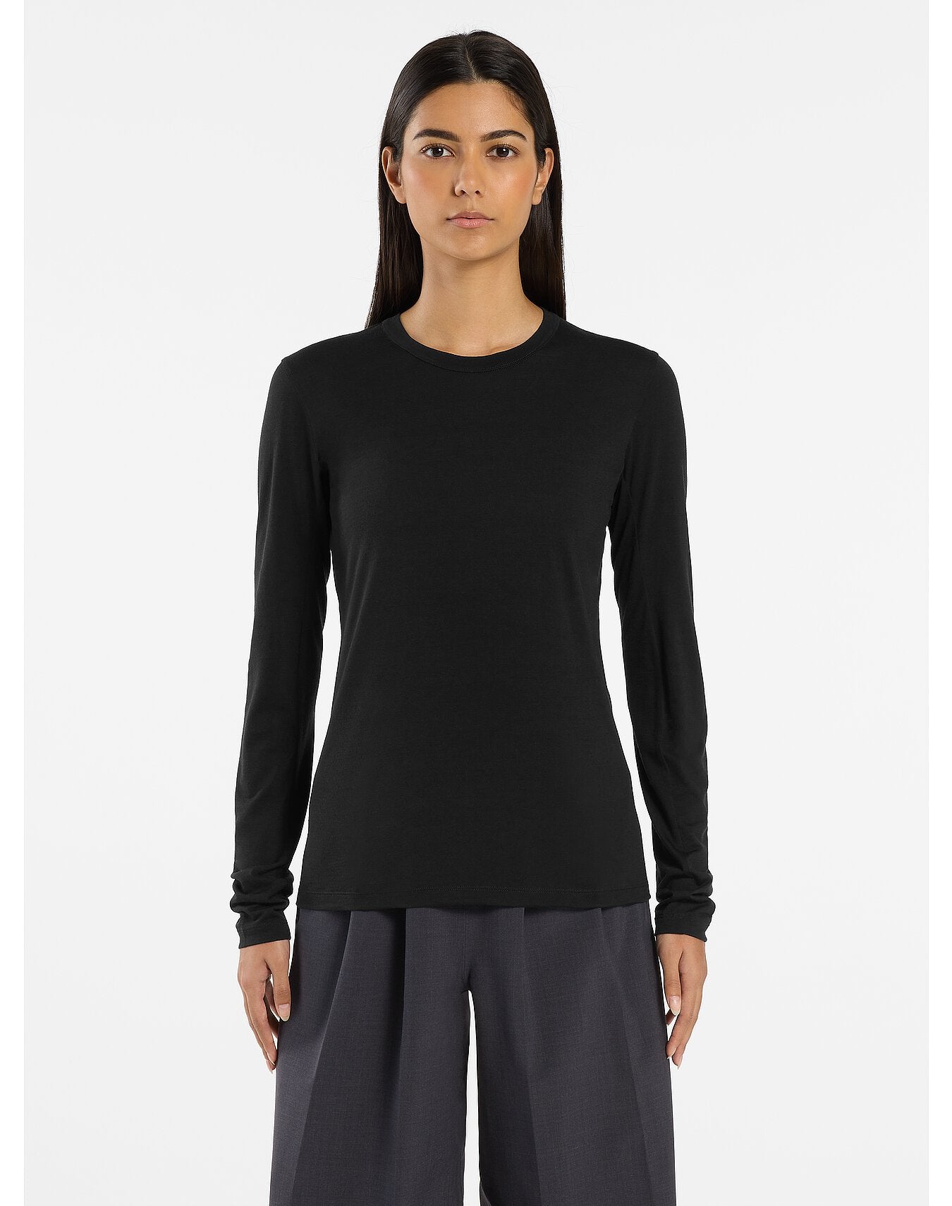 Frame Crew Neck Shirt LS Women's in Black - Arc'teryx Australia