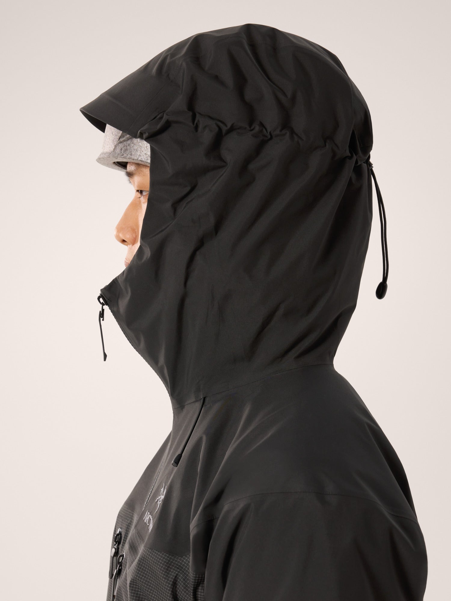 Arc'teryx Men's Waterproof Alpha Jacket Black – Black – Arc'teryx Australia