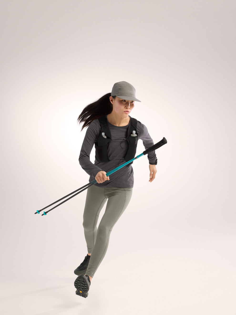 Arc'teryx Women's Moisture-wicking Taema Crew Neck Shirt Long Sleeve ...