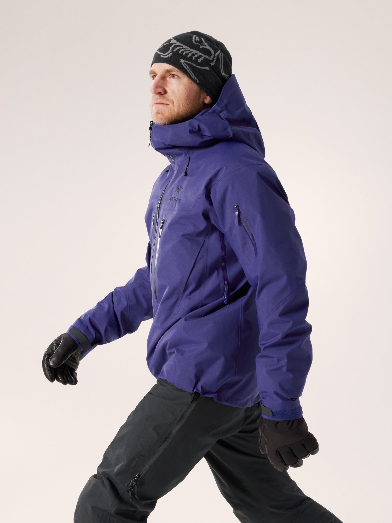 Arc'teryx Men's Waterproof Alpha SV Jacket Purple – Soulsonic / Black ...