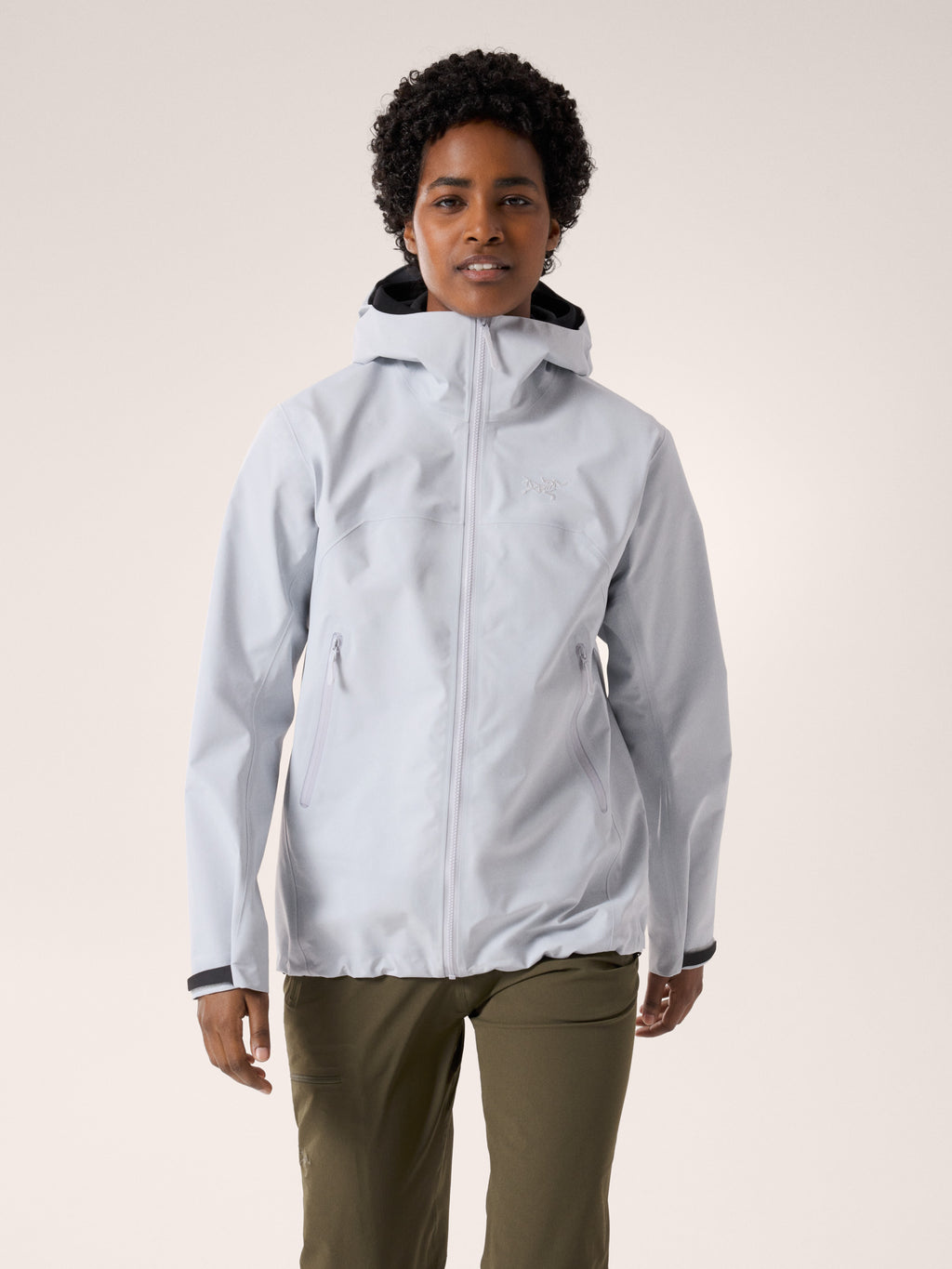 Arc'teryx Women's Waterproof Beta Jacket Light Grey – Solitude – Arc ...