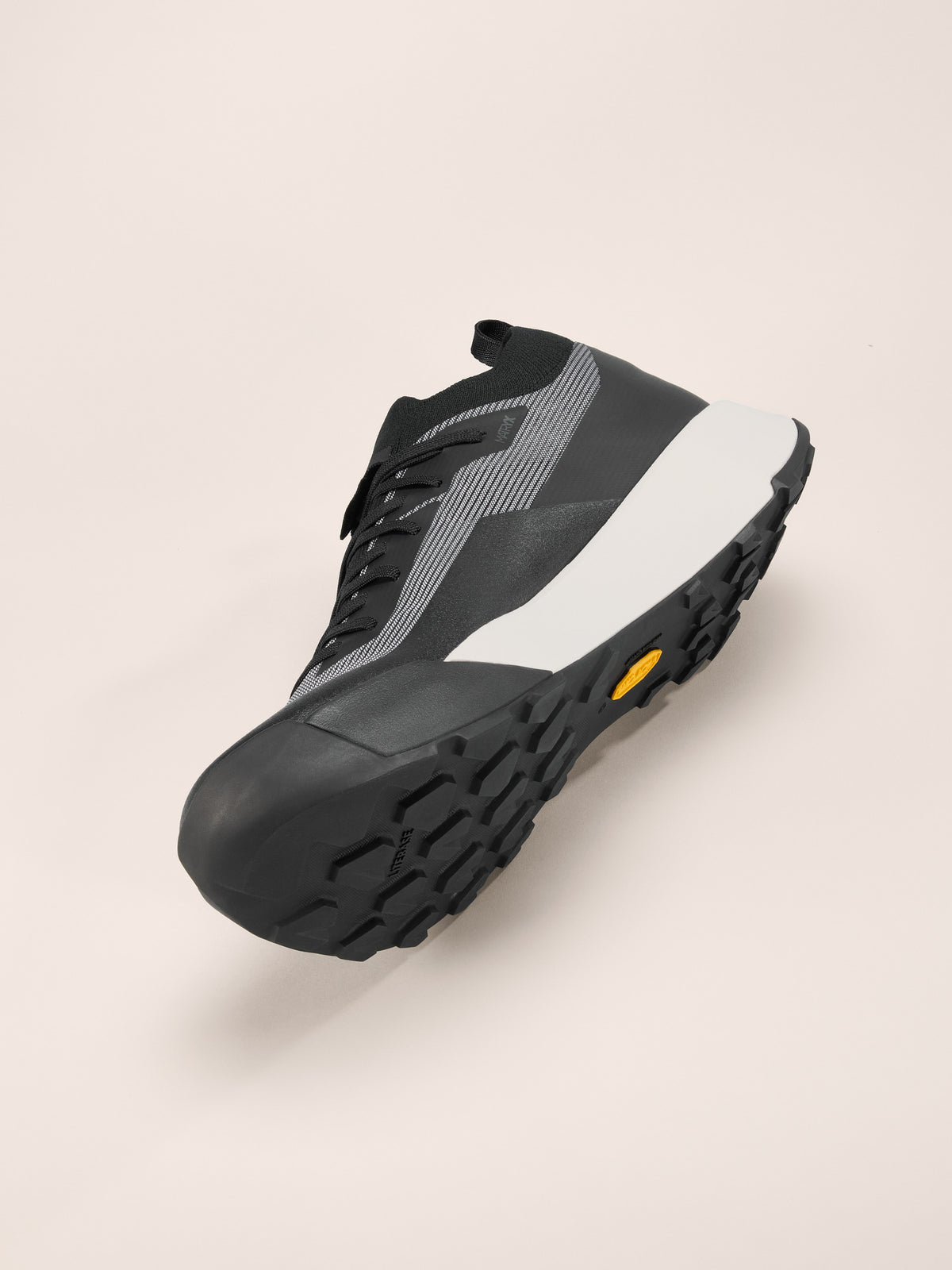 Arc'teryx Men's Breathable Vertex Speed Low Shoe Dark Grey – Black ...